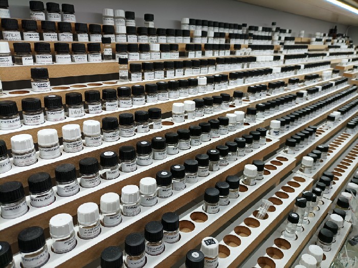 HAVAC perfumes :: Alibi-notes ... voňavý blog o parfémech a mýdlech